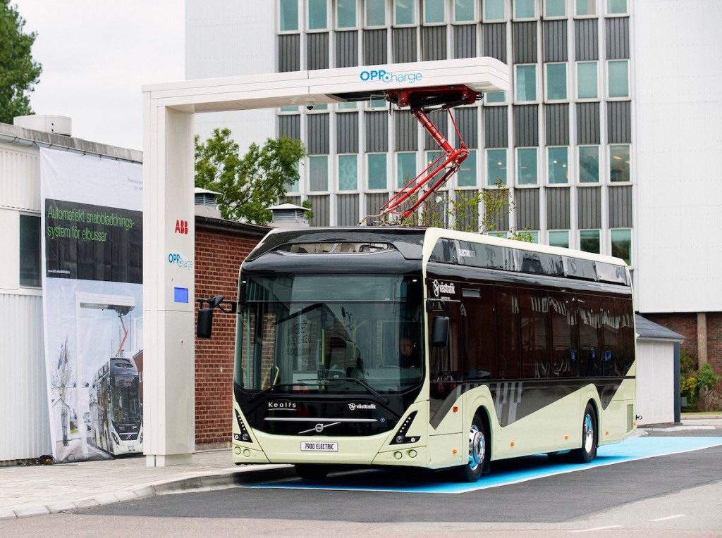 VOLVO DELIVERS FIRST AUSSIE HYBRID BUS FLEET | Truck & Bus News