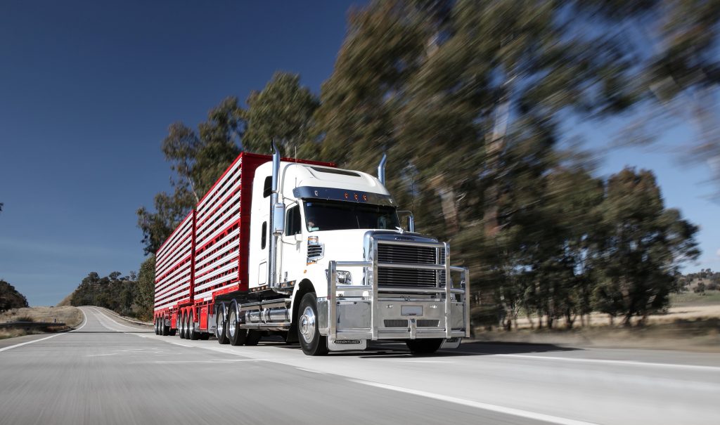 SCANIA PUSHES THE POWER ENVELOP WITH REVISED V8 ENGINE LINE-UP | Truck ...